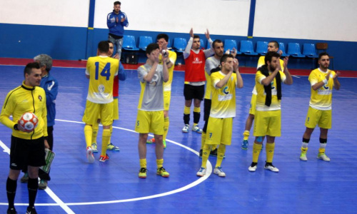 Futsal: Retaxo caiu na teia do pior quinto | Reconquista