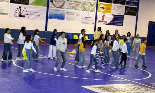 Retaxo: Hip Hop da Art Kompany “participou” no dérbi do futsal ...